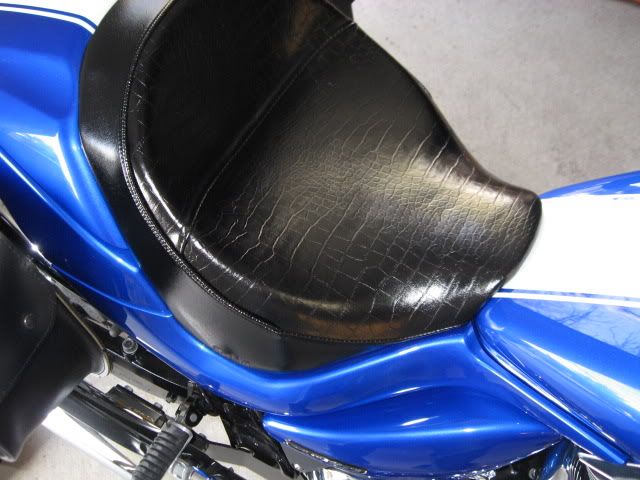 Should I dye my Corbin seat? | M109 Rider Forums
