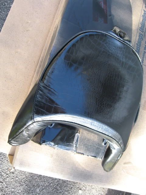 Should I dye my Corbin seat? | M109 Rider Forums