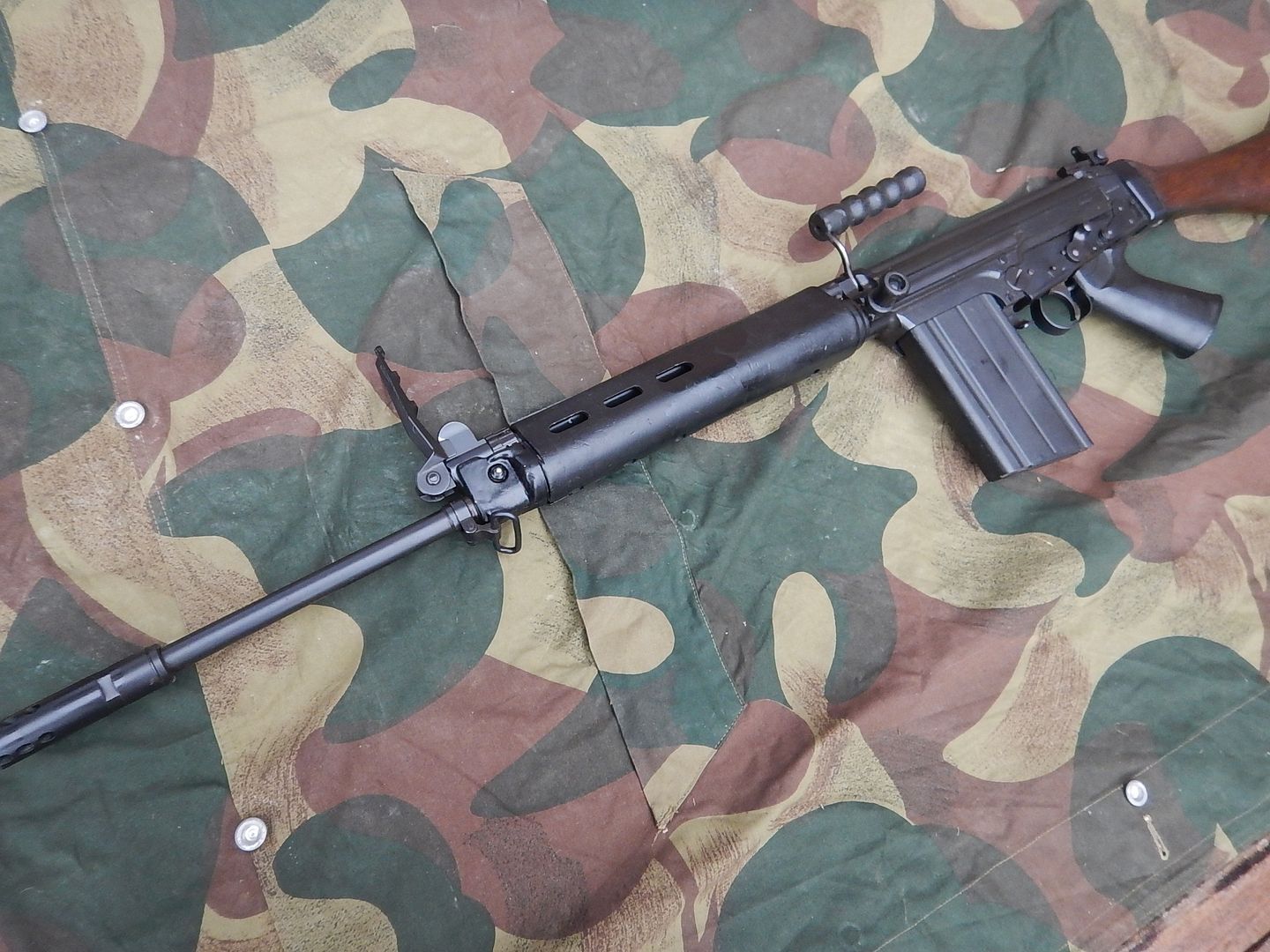 Original South African R1 FAL with hidden message in HG... | The FAL Files