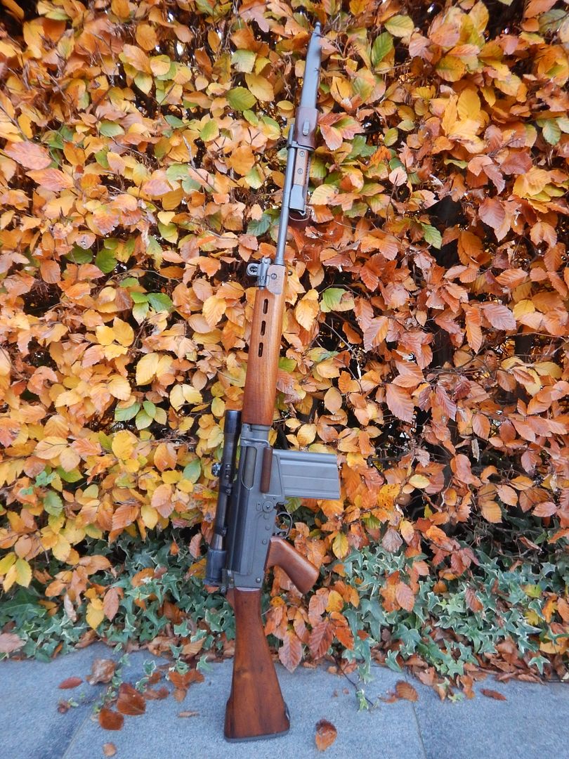 Original rare Luxemburgian Gendarmerie FN FAL M1 + matching bayonet ...
