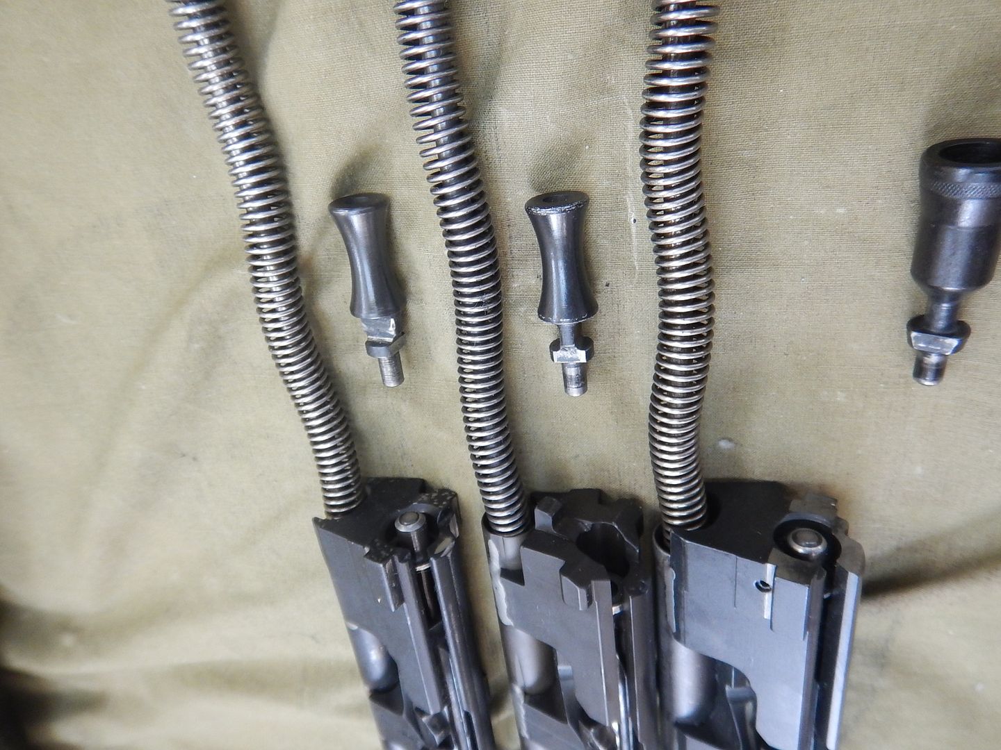 The ultimate info thread on the Belgian Army FNC M3 rifle, accesoiries ...