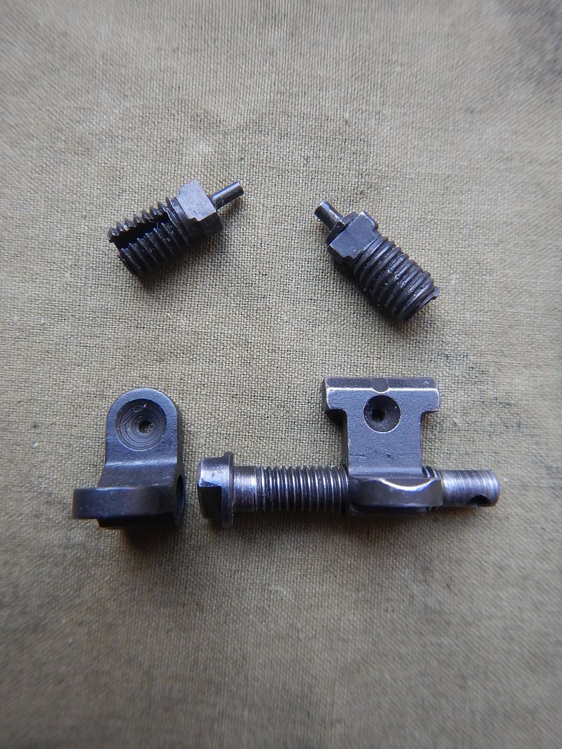 Interesting study: Belgian ArmyFN FNC battle rifle, accessoiries ...