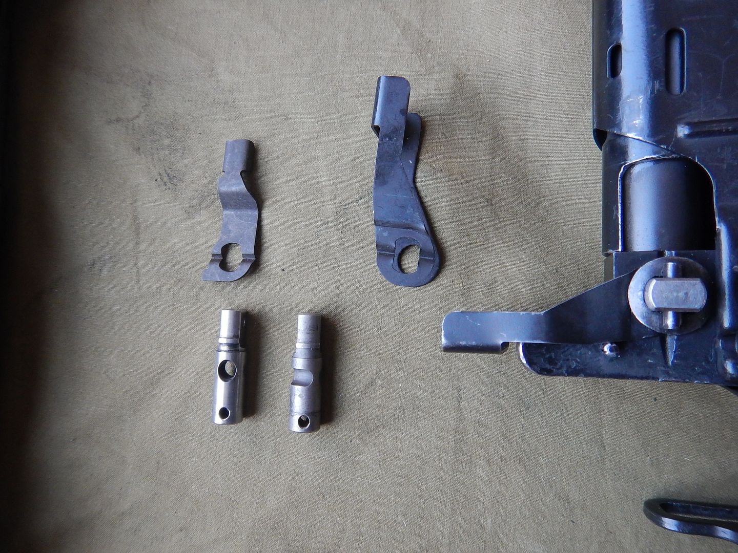 The ultimate info thread on the Belgian Army FNC M3 rifle, accesoiries ...