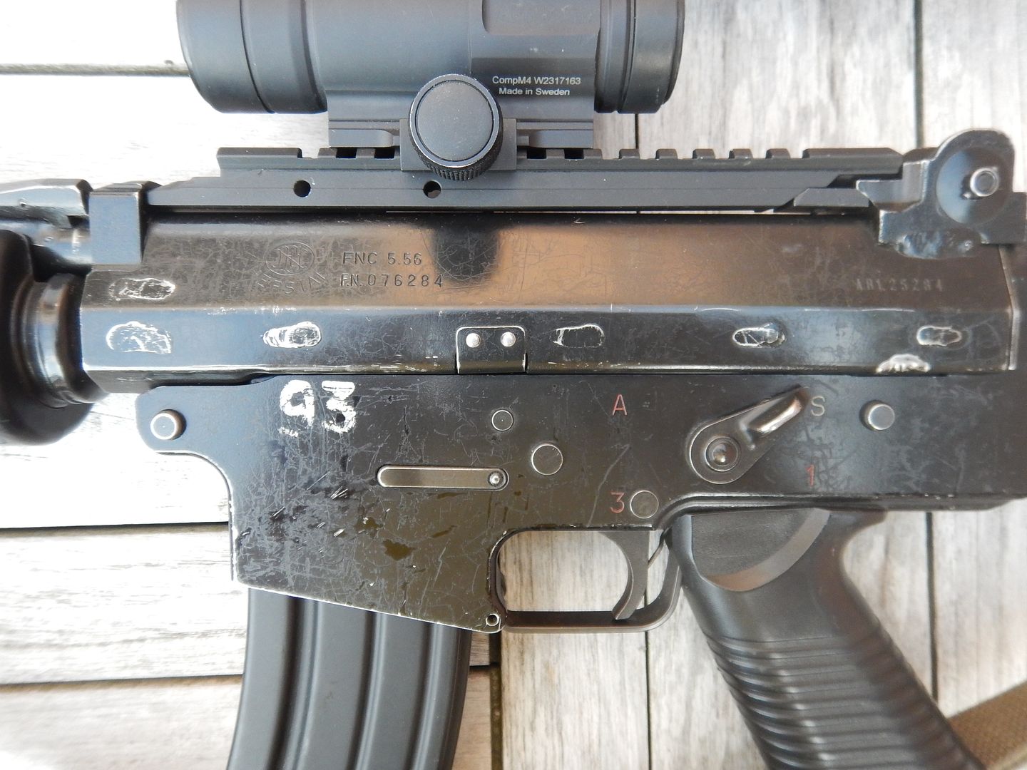 Rare Belgian Army FN FNC M3 versus original indonesian Pindad SS1 V1 ...