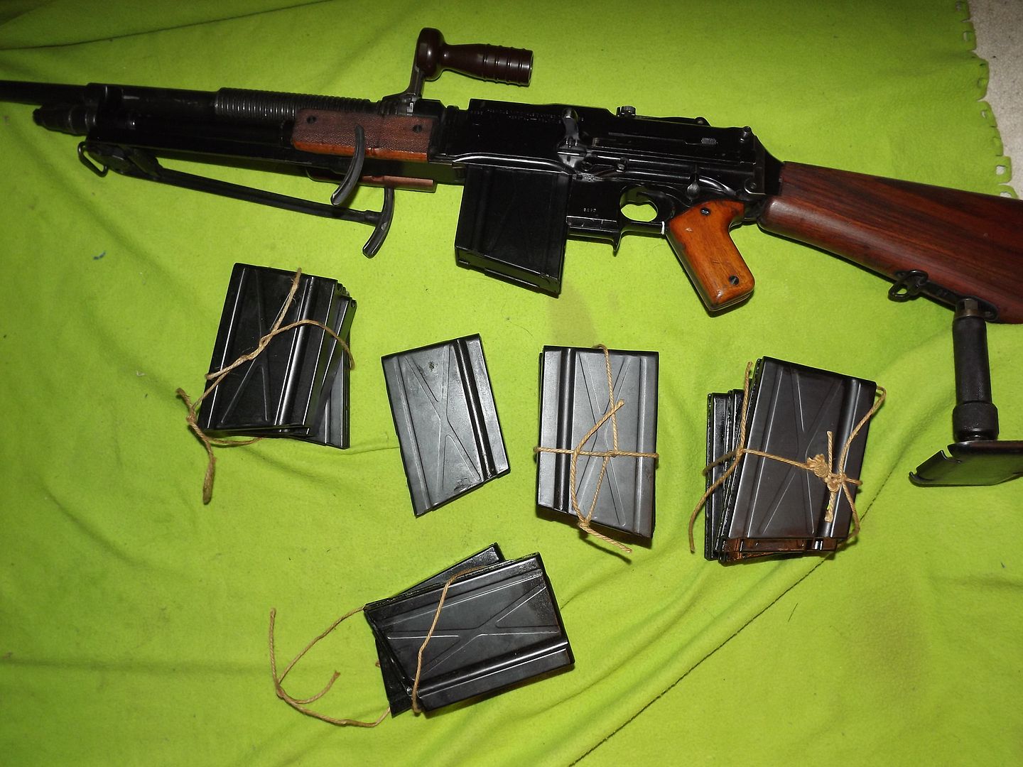 mint FN BAR ModD mags for sale | The FAL Files