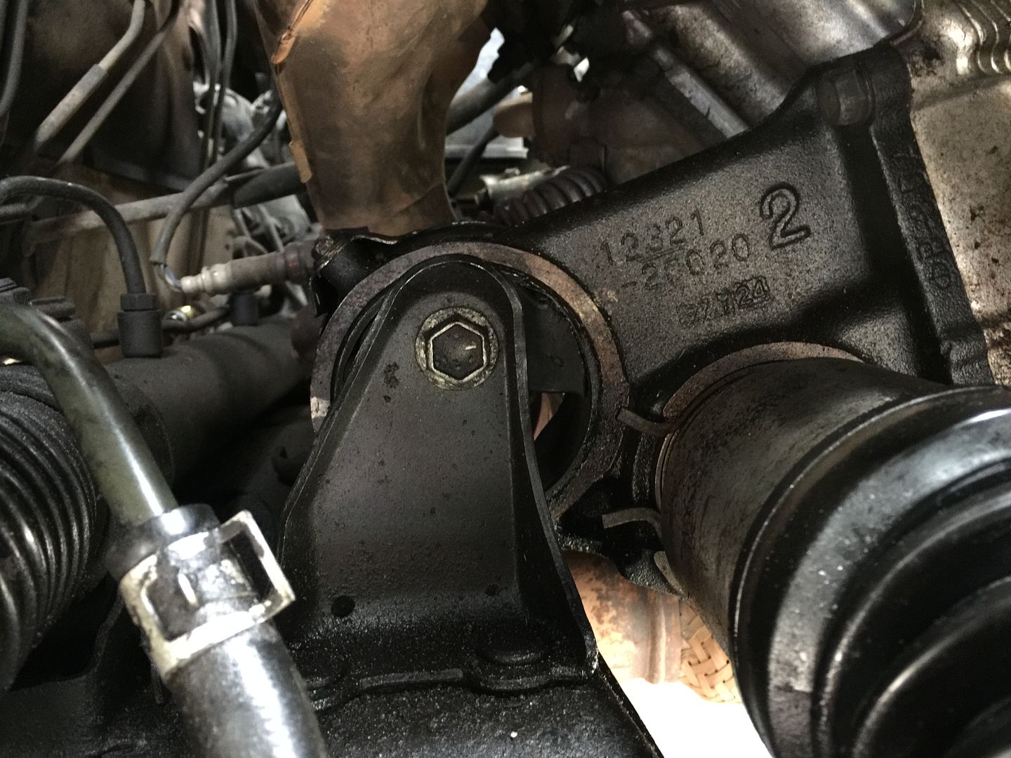 V6 Front Motor Mount - Toyota Nation Forum : Toyota Car and Truck Forums