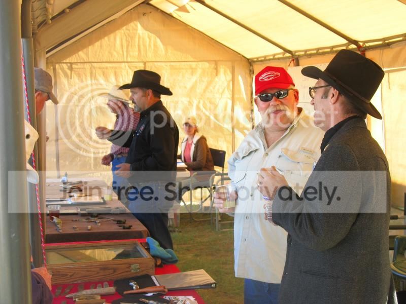 Quigley knife show and shoot pictures. | BladeForums.com