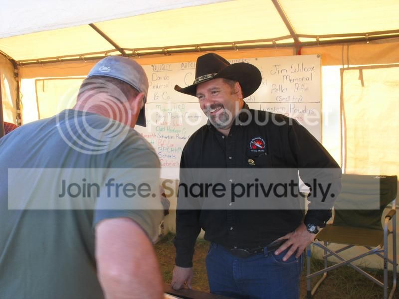 Quigley knife show and shoot pictures. | BladeForums.com